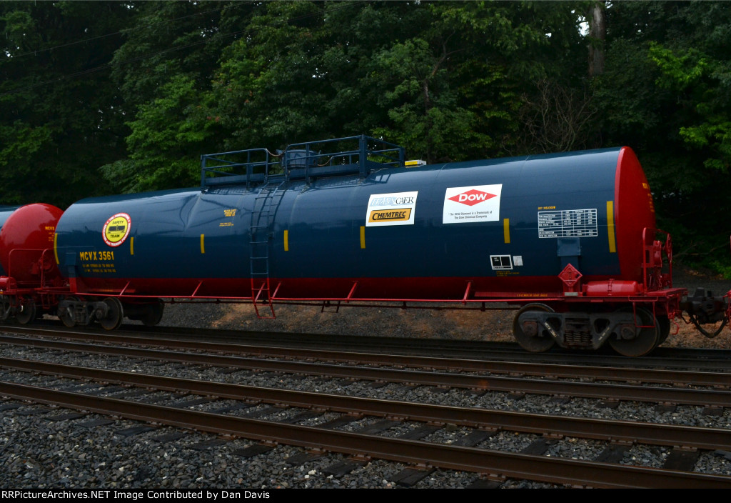 MCVX Tank Car 3561 on Q418-18